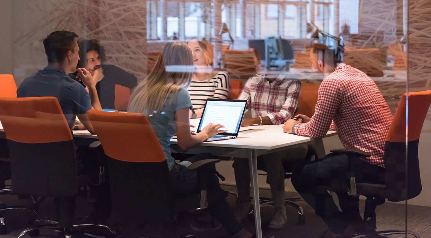 Do you want to work with us? Fill out the contact form and we'll get in ...